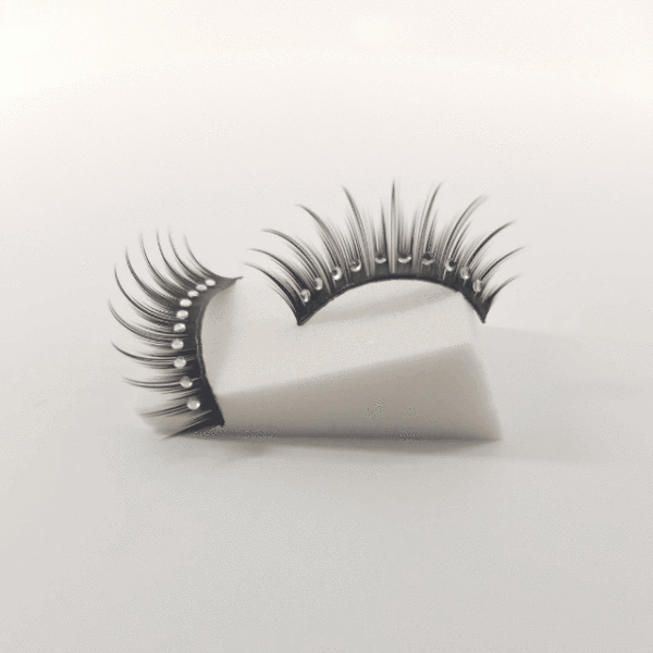 M30 Dramatic Lashes with 10 Clear Rhinestones - FH2 Competition Lash Collection TM - FH2.ca